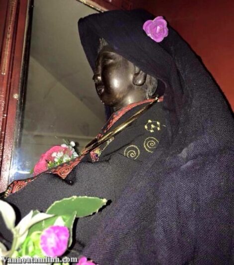 Chúa bà Đá Đen là ai, được thờ ở đâu? - Tứ Phủ Thánh Mẫu